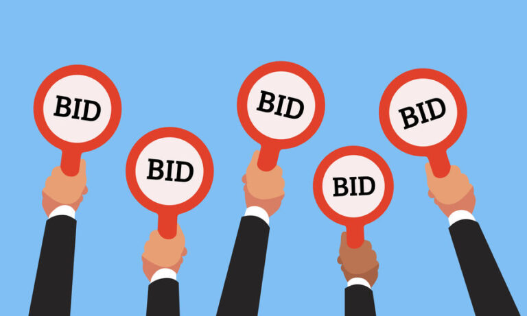 3 of The Biggest Mistakes Bidders Make at Auctions - Smith & Co Auction ...
